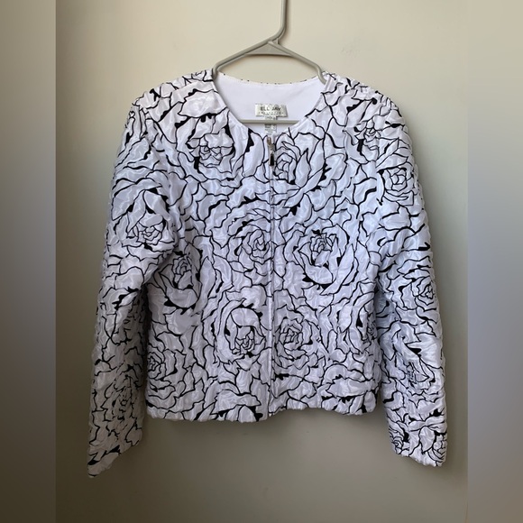 Ellejay | Jackets & Coats | Ell Jay White Black Camellia Flower Print ...